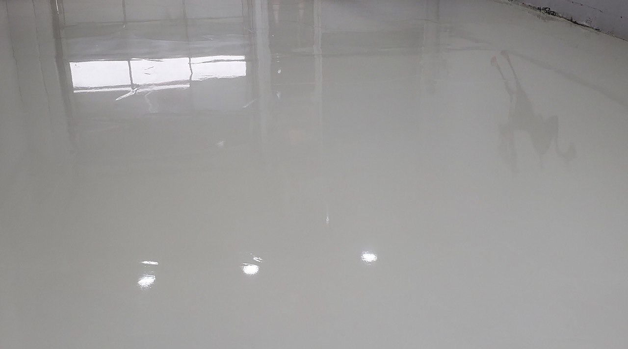 Usine Epoxy Flooring, Venta de resina epóxica en El Salvador y Nueva York